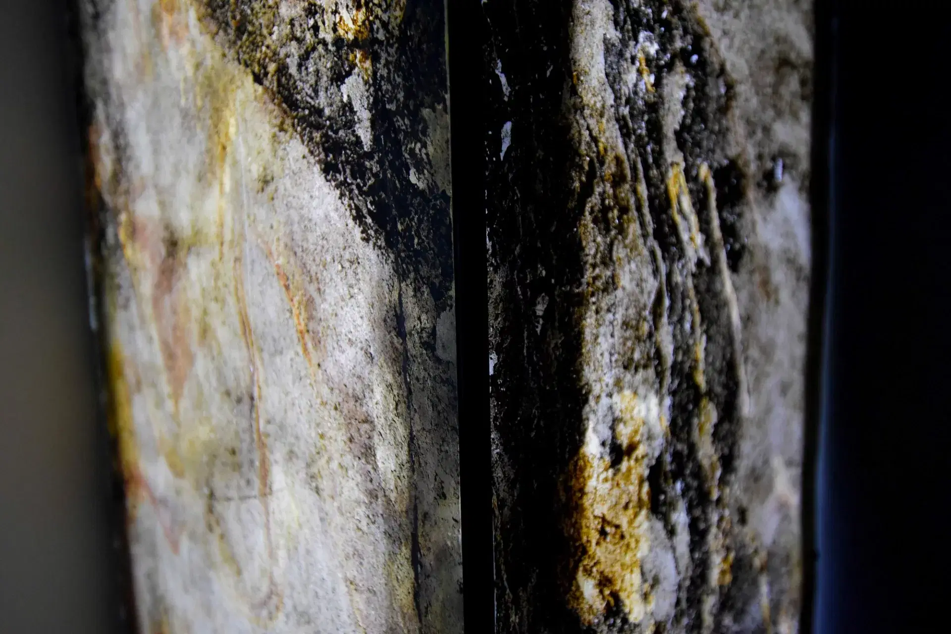 Stone Fascia German Kitchen Fitted With North American Quartz | UK's ...
